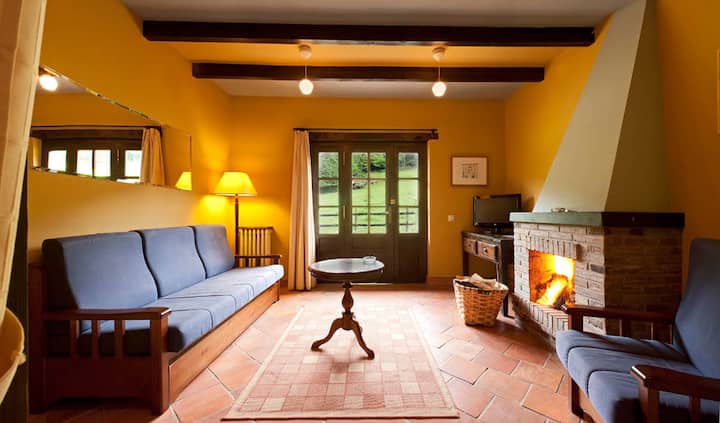 Habitaciones Amplias Y  Cómodas - Llanes