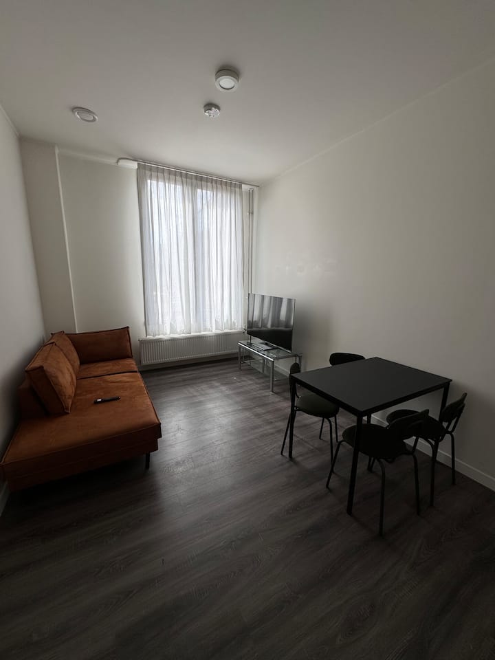 86.3 City Apartment With Private Parking - Enschede