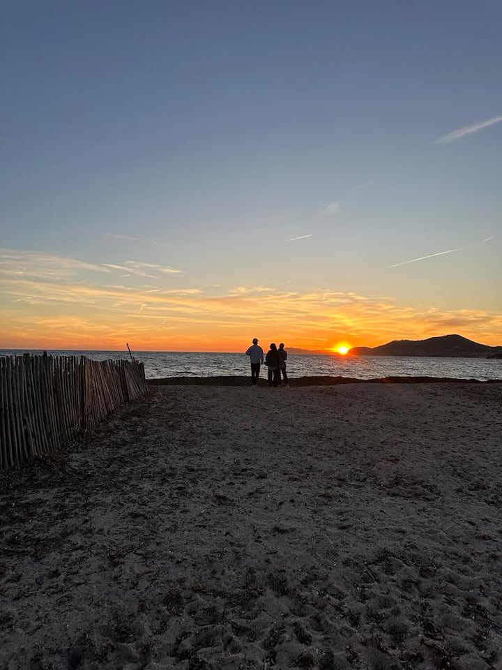 Joli T2 Lumineux à Hyères (Var) - Plage de Hyères