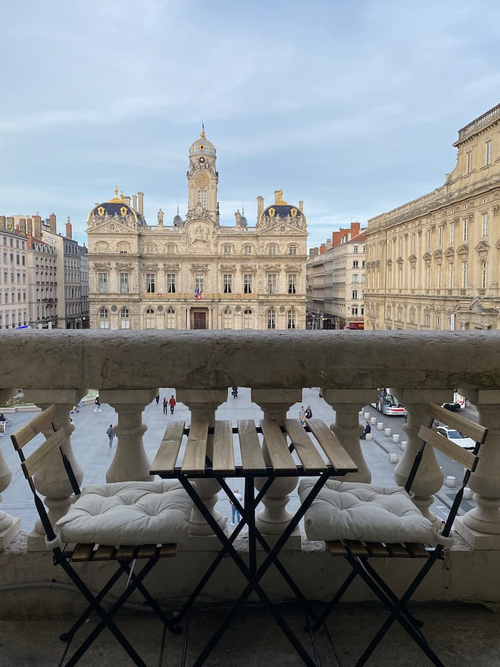 Grand Balcon Place Des Terreaux - Caluire-et-Cuire