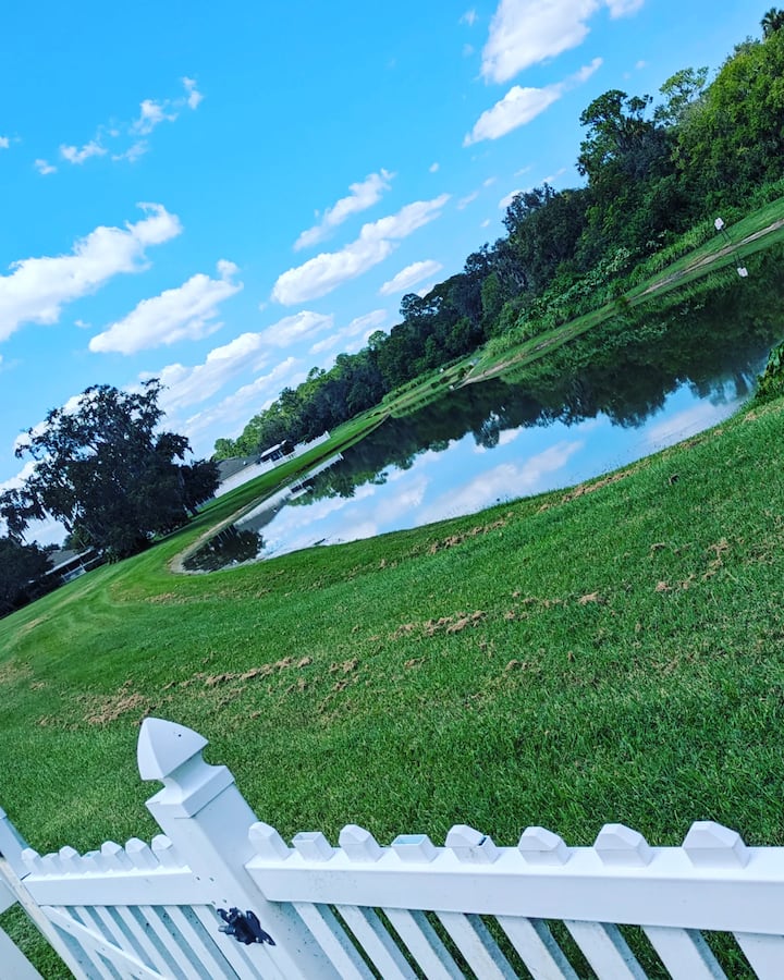 Lakefront Paradise - Sanford, FL