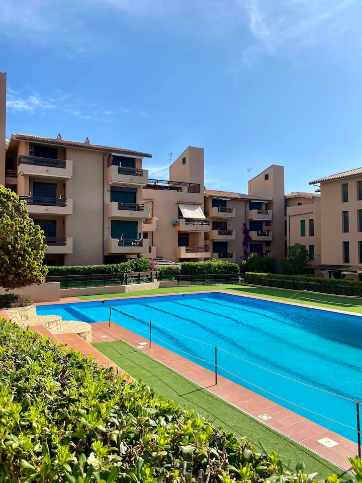 Trilocale 5 Min Dal Mare + Parcheggio Privato - La Maddalena