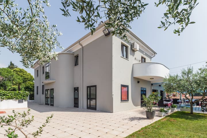 Apartments El Faro-(3)one Bedroom App With Balcony - Savudrija
