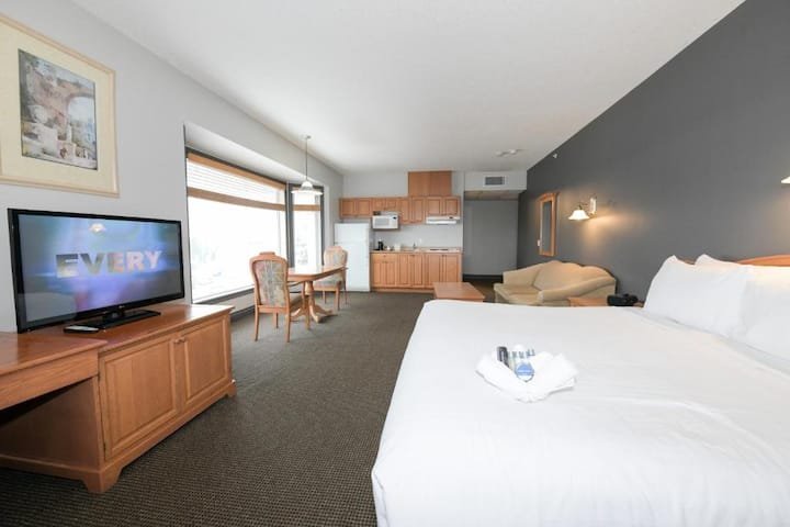 The Prime Hotel - Fort McMurray