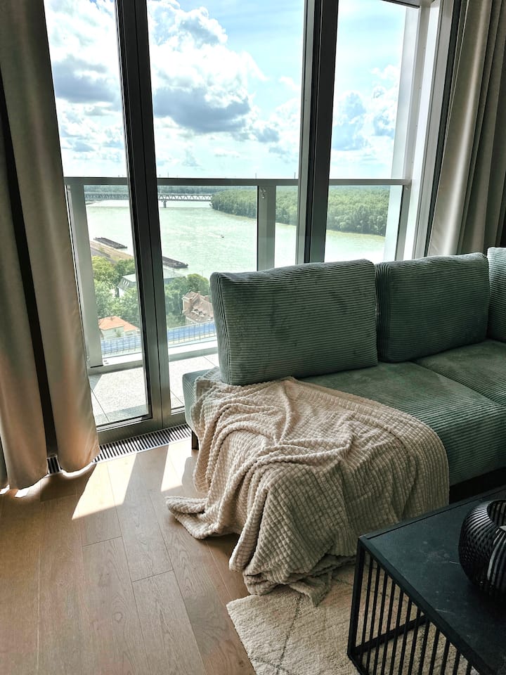 Danube River Front, Skyscraper Bratislava. - Bratislava