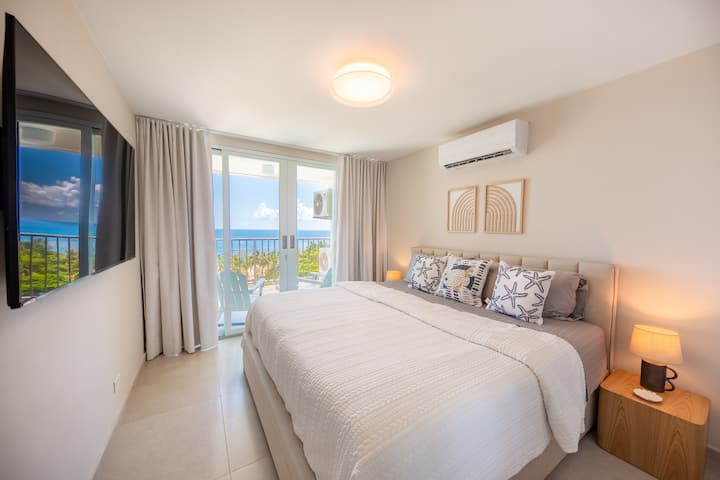 Cozy  Beach Front 1br W/pool & Pk @Luquillo Beach - Puerto Rico