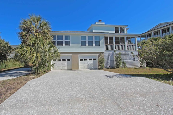 100 Steps To The Beach! - Mount Pleasant, SC