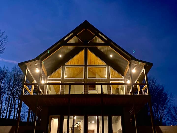 Scenic Hideaway 3br/3ba+amazing Views+10 Acres - Jasper, AR