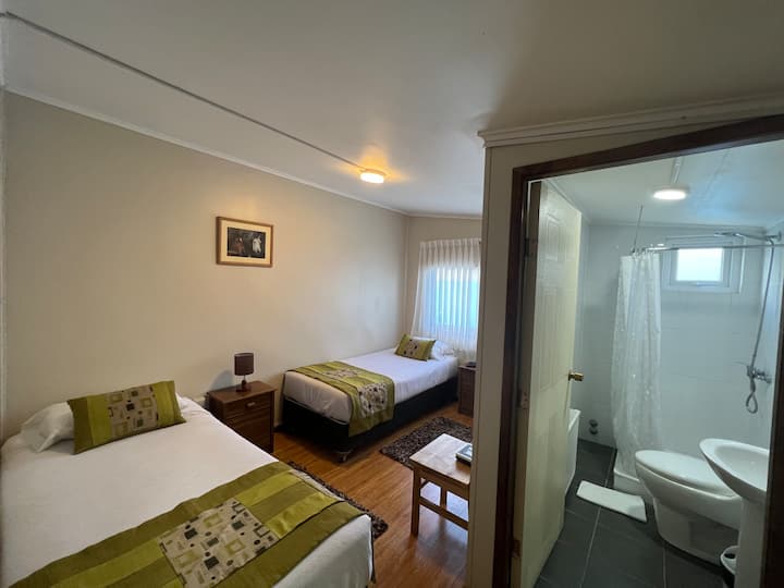 Habitación Doble C/baño Privado. - Puerto Natales