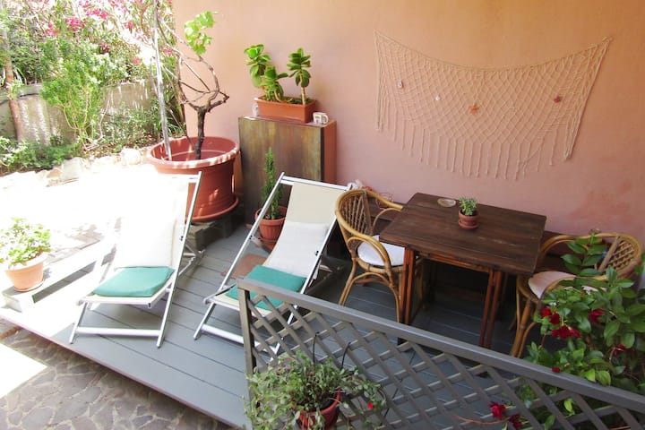 Studio Apartment Distant 150 Meters From Beach - Solanas