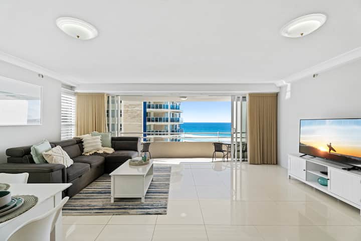 3 Bedroom Ocean View Apartment - Q Stay - Surfers Paradise