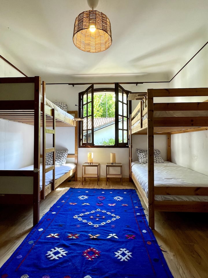 Cama Habitación Compartida Yacumama Maison De Surf - Hossegor