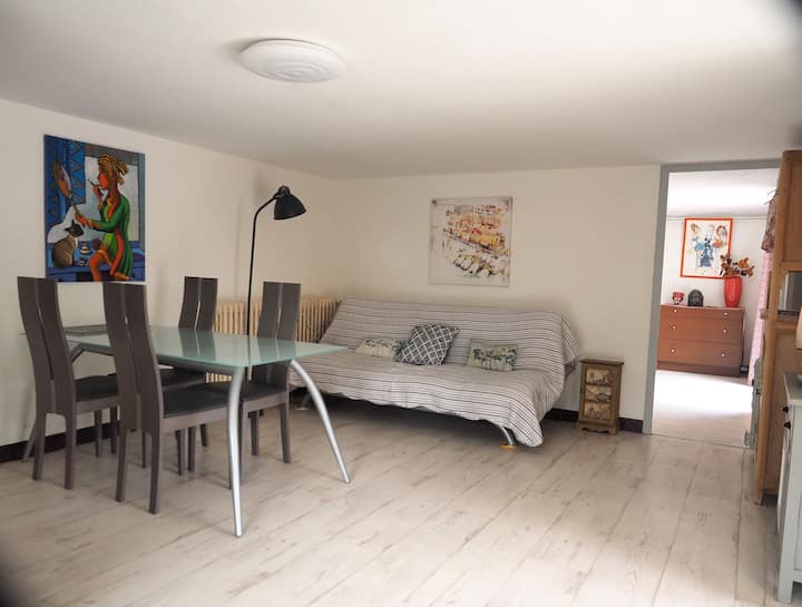 T2 (50m2) En Rez-de-villa à 5 Min à Pied De La Mer - Sausset-les-Pins
