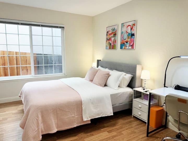 R2-bart Station Private 1br In S.sf Downtown - Burlingame, CA