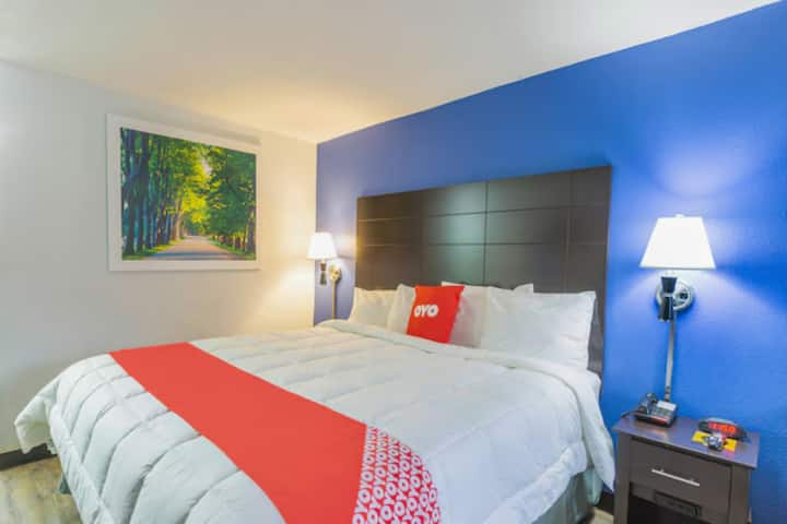 Hotel Baton Rouge Mid City King Bed - Baton Rouge, LA