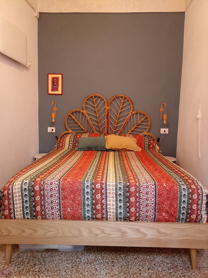 Bilocale In Centro A Sanremo - Сан-Pемо