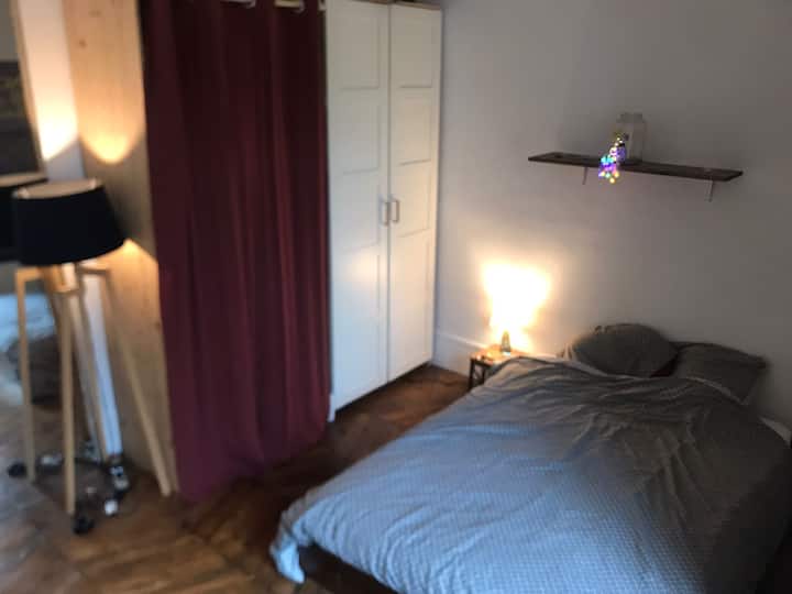 Maison D'hôtes: Far Far Away - Bagnolet