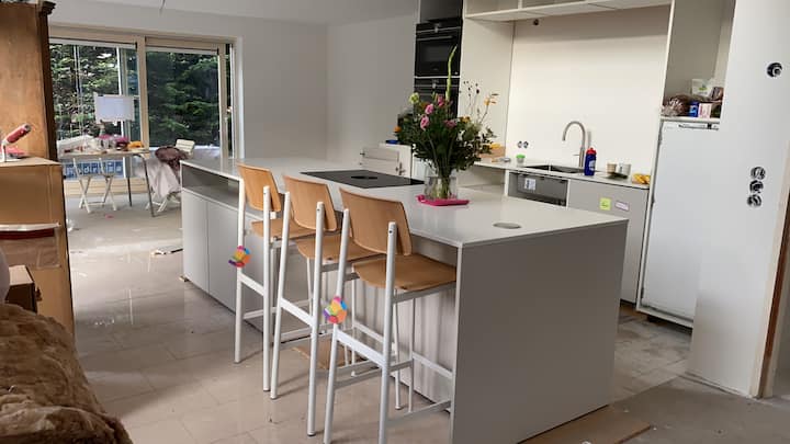 Mooie Grote Woning Met Tuin En Parkeerplaats. - Amsterdam