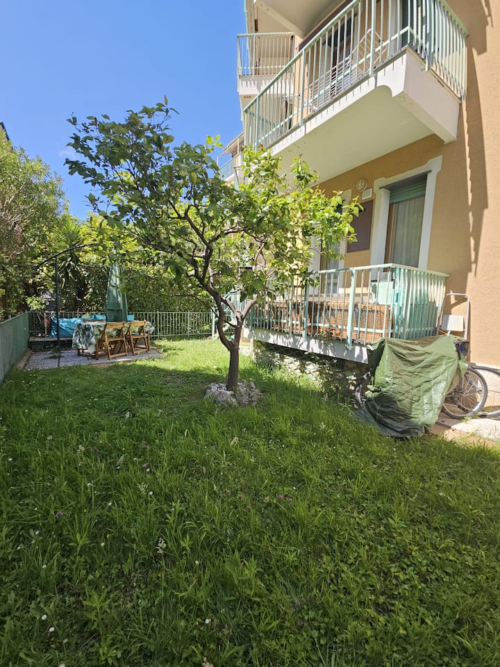 Appartamento Finale L.- Giardino - Finale Ligure