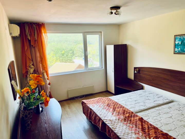 Beautiful Apartment Near The Sea, Mountain View - Sweti Wlas