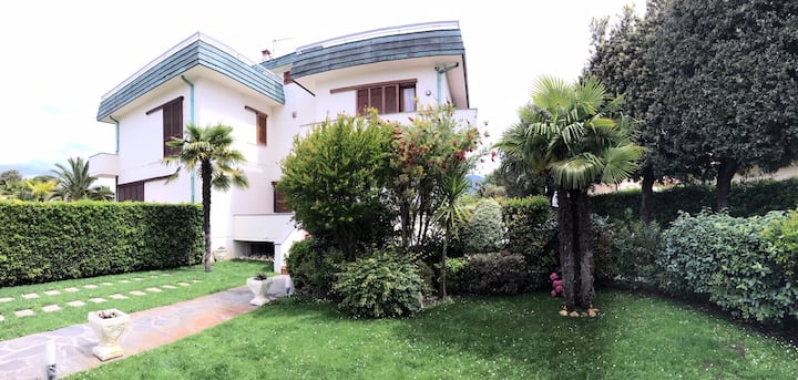 Villagori Pietrasanta Forte D.marmi - Marina di Pietrasanta