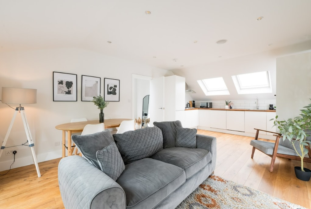 Contemporary 2 bed Loft | Honor Oak, London Apt - Apartments for Rent ...