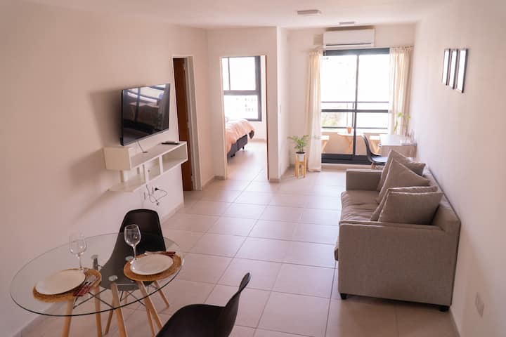 Modern And Bright Apartment - Córdova