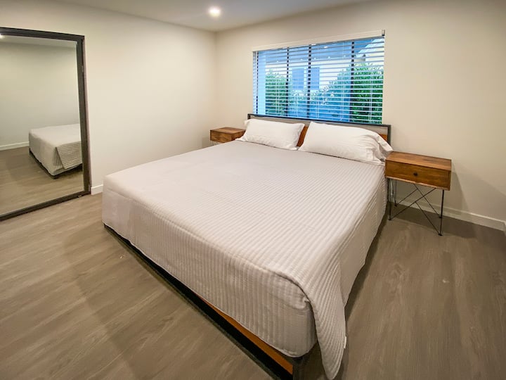 Modern 2bd Downtown Sb Duplex With Ac! - Santa Barbara, CA