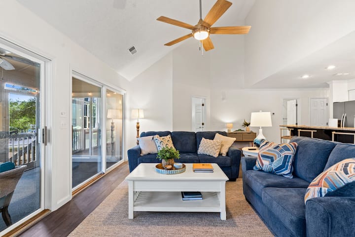 Serene Sea Trail @ Sunset Beach - 선셋 비치