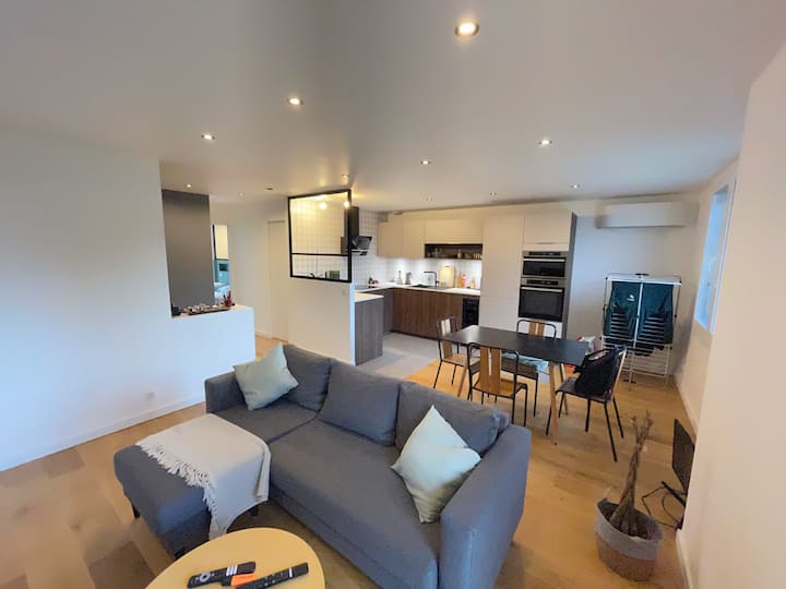 Appartement Au Coeur D'annecy, Lit Queen Size - Annecy