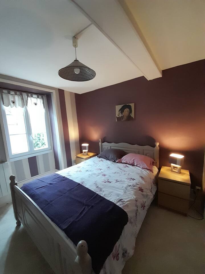Détente à La Campagne Chambre Violette 2 Pers. - Beaurepaire