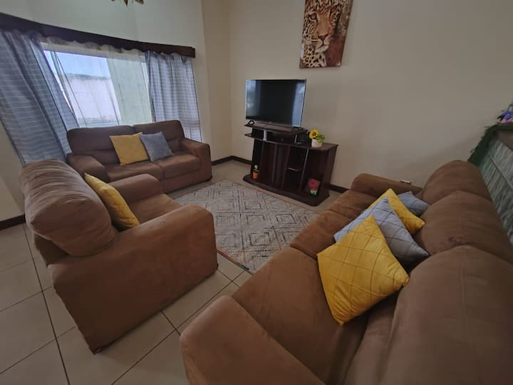 Casita San Cris - San Pedro Sacatepéquez