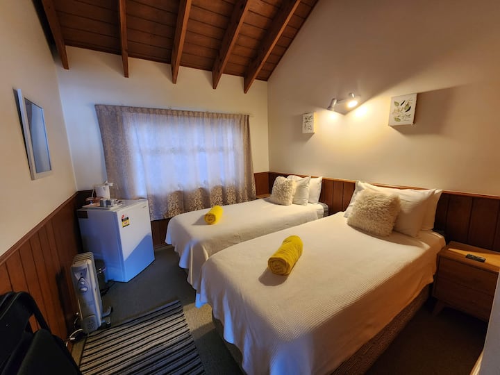 Cheap And Cozy Twin Room. Close To Town. - Queenstown