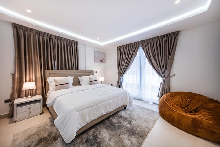 Stylish 2br Apartment - Accra