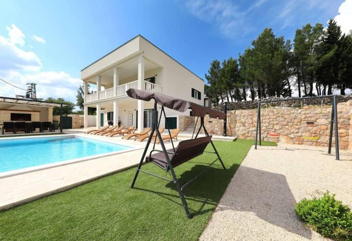 Villa In Pure Nature - Croatia