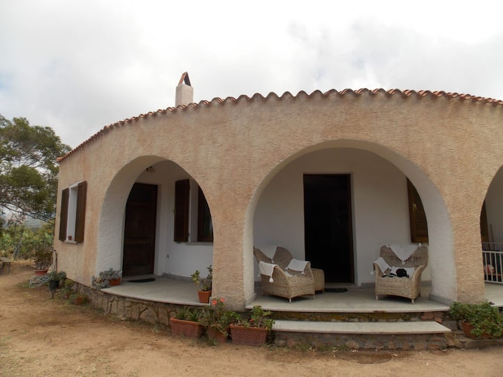 Villa A Due Passi Dal Mare - Costa Paradiso