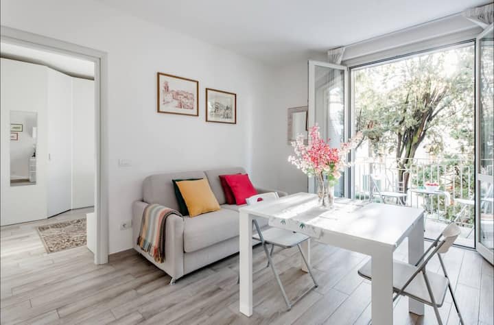 Delightful, Relaxing Apt City Center Free Garage - Florencia