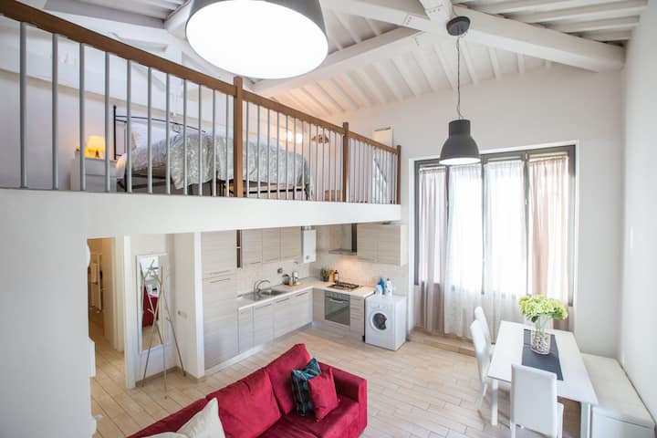 Attractive Apt Next To The City Centre + Garage - Florence