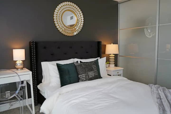 Style In The City - Free Parking- Downtown La! - Little Tokyo - Los Angeles