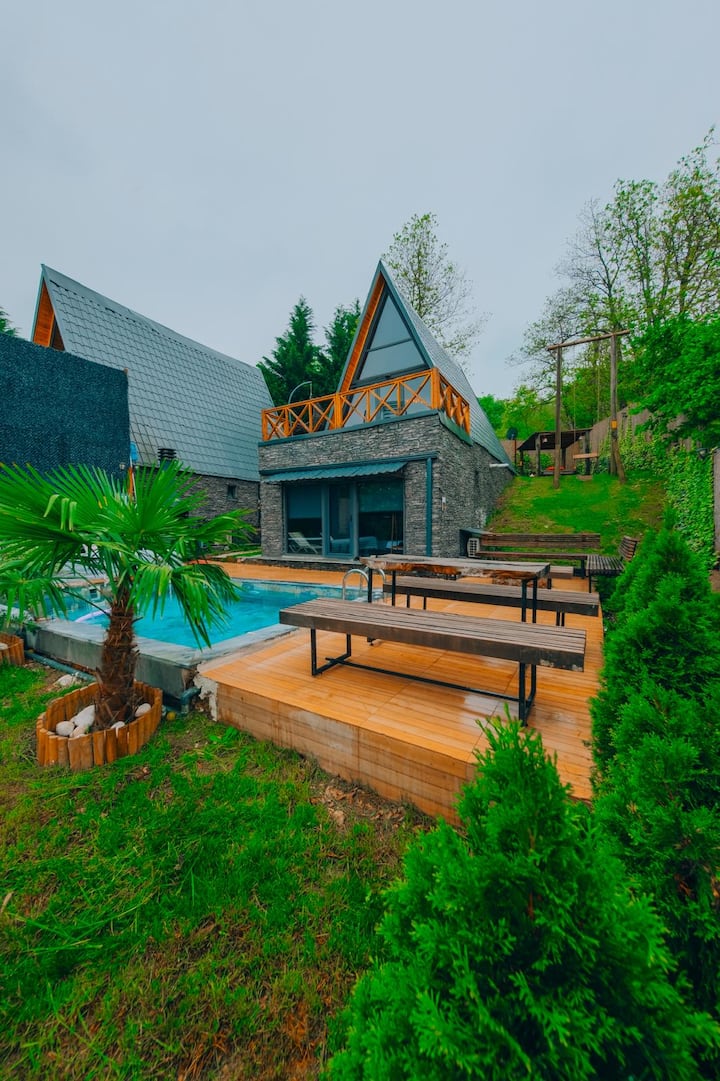 3+1 ÖZel  Havuz-jakuzili-şömine-korunak 8 K-bungo - Sakarya