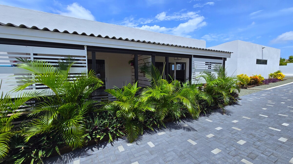 Casa Prikichi (Tato Apartments) - Apartments for Rent in Grote Berg ...