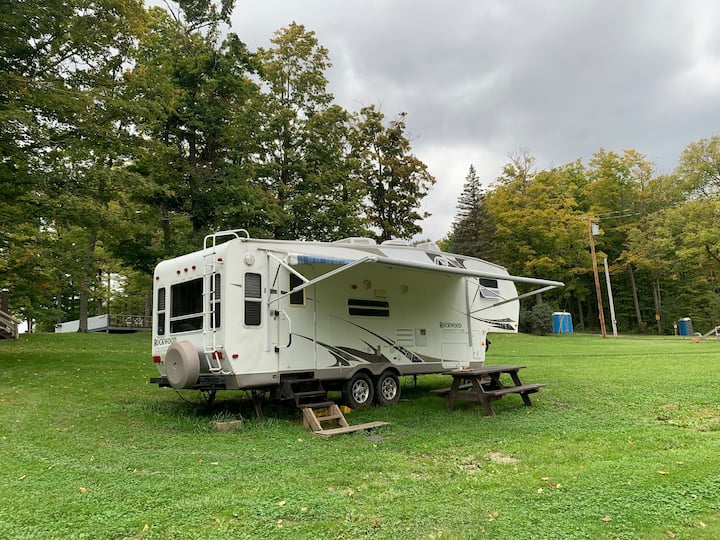 The Rockwood Camper - Chautauqua, NY