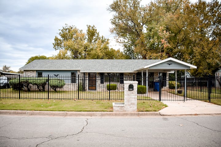 Tranquil Getaway - Van Buren, AR