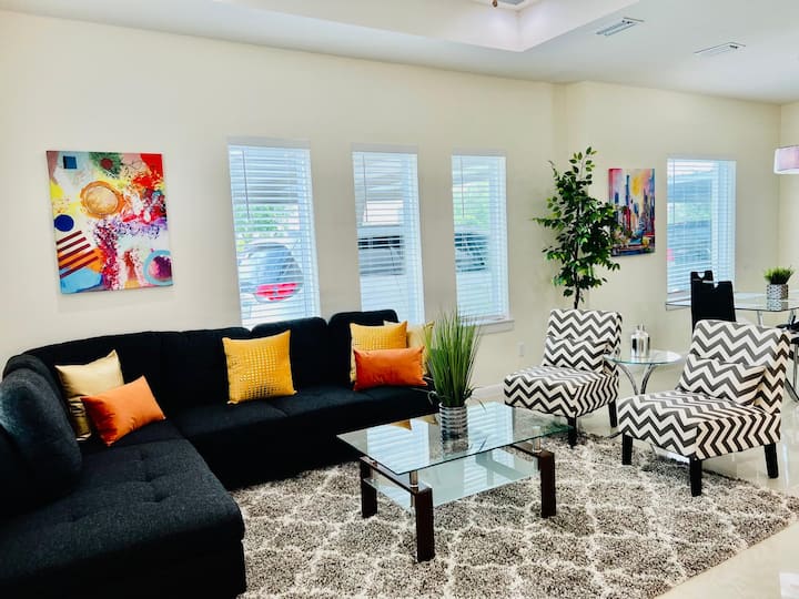 Casa Feliz, Luxury Apartment Mcallen, Tx - Pharr, TX
