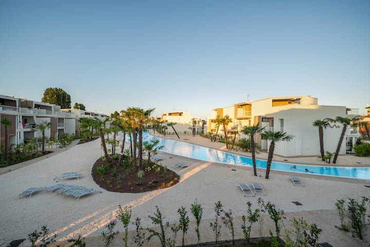 Design Apartment In Jesolo Caribbean Resort - Jesolo
