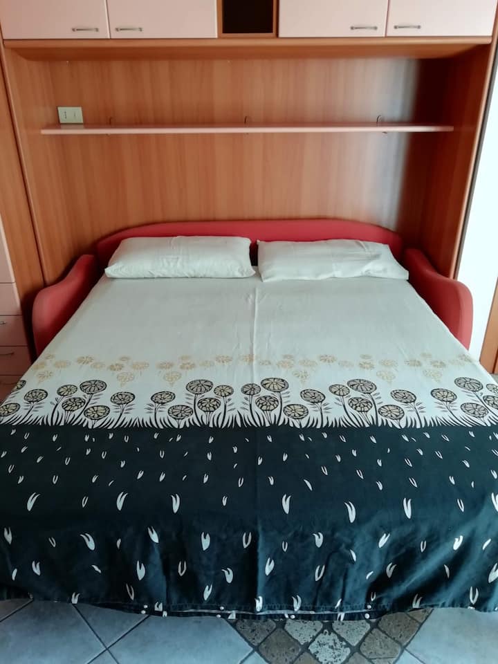 Monolocale Via Canova 7 Int 9 - Cesenatico