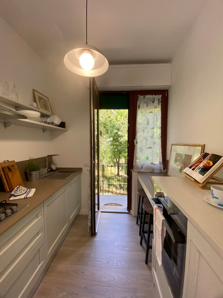 A Casa Di Luca - Entire Apartment With Balcony - Siena