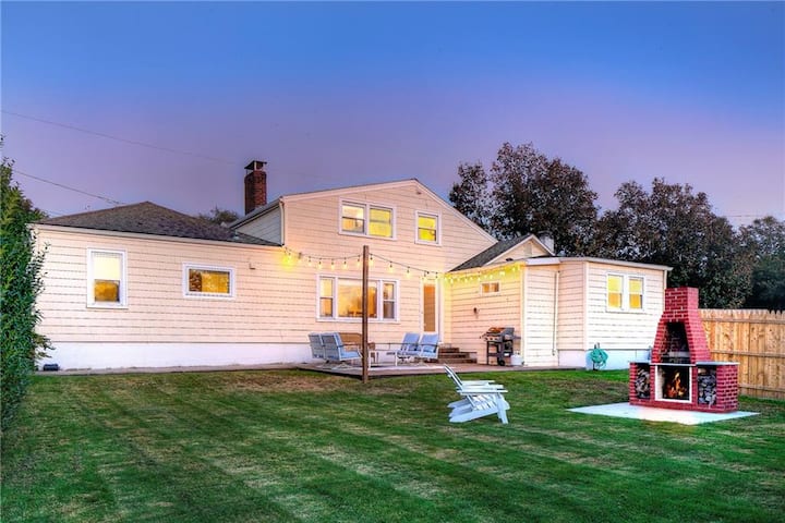 Between Beaches - Rhode Island