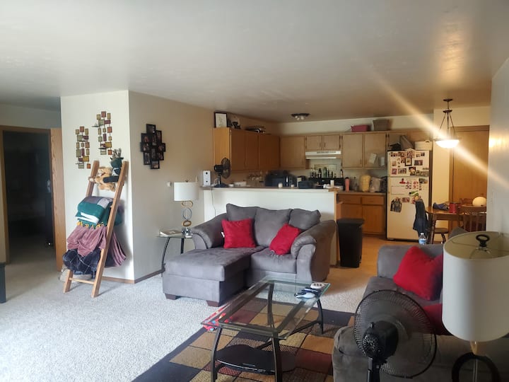 2 Bed 1 Bath Apartment - Oshkosh, WI
