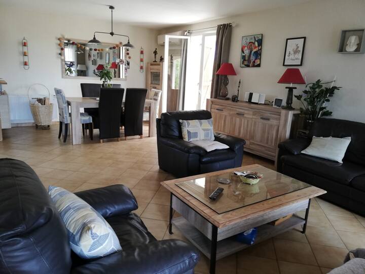 Maison Avec Jardin Et Piscine - Revel